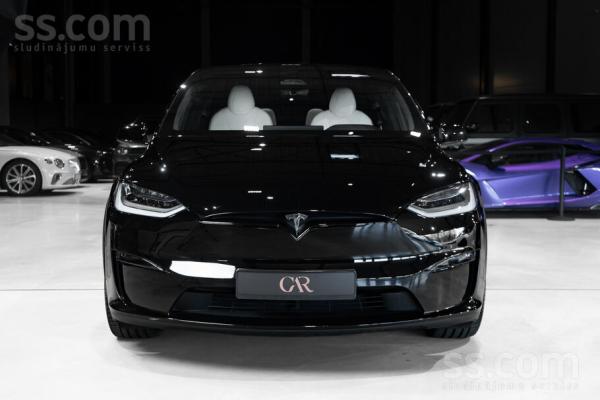 Melns Tesla Model X 2023 Rīga, ar dzinēja tilpumu 0.00 L un nobraukumu 62 tūkst. km par 73000 €, foto 3 vietnē AUTOMOTO.COM.LV