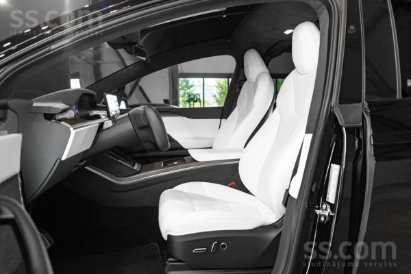 Melns Tesla Model X 2023 Rīga, ar dzinēja tilpumu 0.00 L un nobraukumu 62 tūkst. km par 73000 €, foto 9 vietnē AUTOMOTO.COM.LV