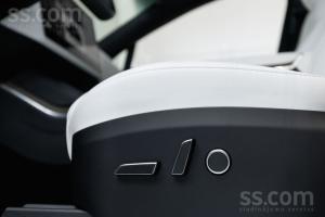 Black Tesla Model X 2023 in Riga, with an engine capacity of 0.00 L and mileage of 36 thousand km for 71990 €, photo 20 on AUTOMOTO.COM.LV