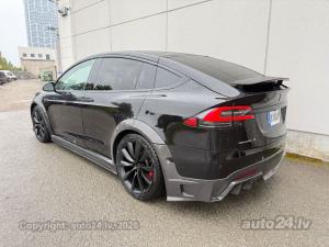 Black Tesla Model X 2016 in Tallinn, with an engine capacity of 0.00 L and mileage of 126 thousand km for 24999 €, photo 5 on AUTOMOTO.COM.LV