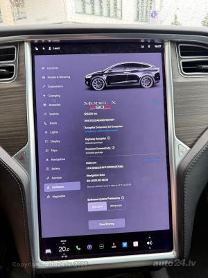 Black Tesla Model X 2016 in Tallinn, with an engine capacity of 0.00 L and mileage of 126 thousand km for 24999 €, photo 14 on AUTOMOTO.COM.LV