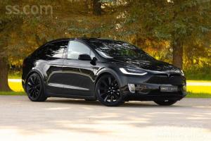 Black Tesla Model X 2017 in Jelgava, with an engine capacity of 0.00 L and mileage of 0 thousand km for 22500 €, photo  on AUTOMOTO.COM.LV