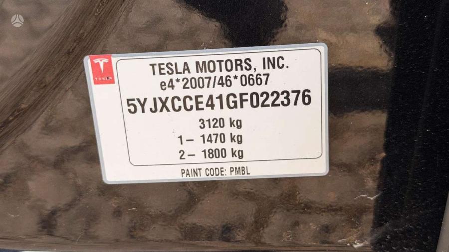 Black Tesla Model X 2017 in Kaunas, with an engine capacity of 0.00 L and mileage of 203 thousand km for 21800 €, photo 31 on AUTOMOTO.COM.LV