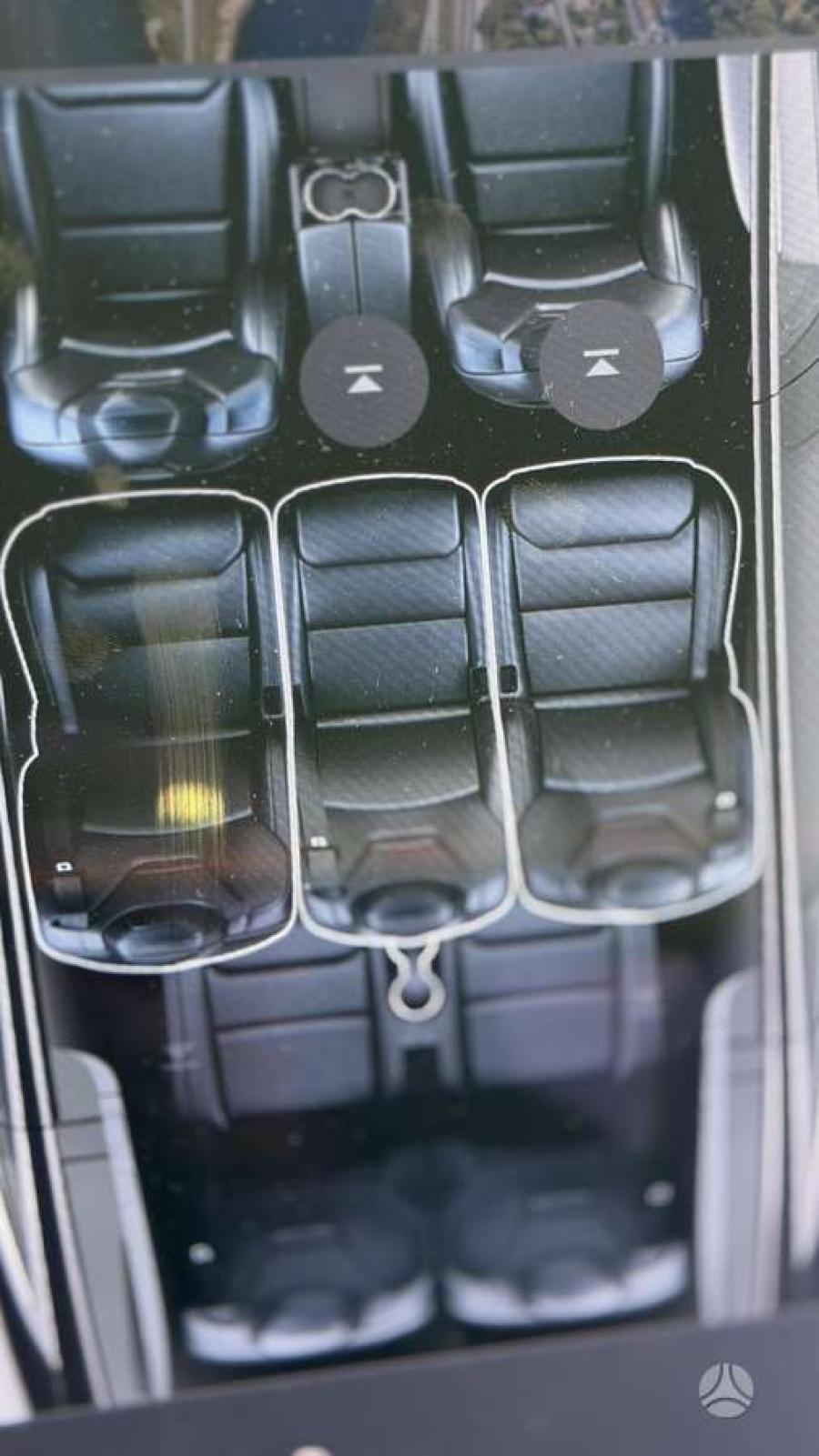 Black Tesla Model X 2017 in Kaunas, with an engine capacity of 0.00 L and mileage of 203 thousand km for 21800 €, photo 34 on AUTOMOTO.COM.LV
