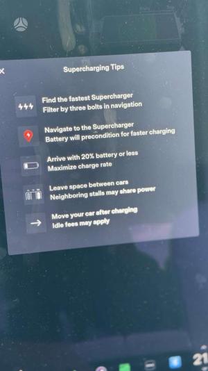 Black Tesla Model X 2017 in Kaunas, with an engine capacity of 0.00 L and mileage of 203 thousand km for 21800 €, photo 39 on AUTOMOTO.COM.LV