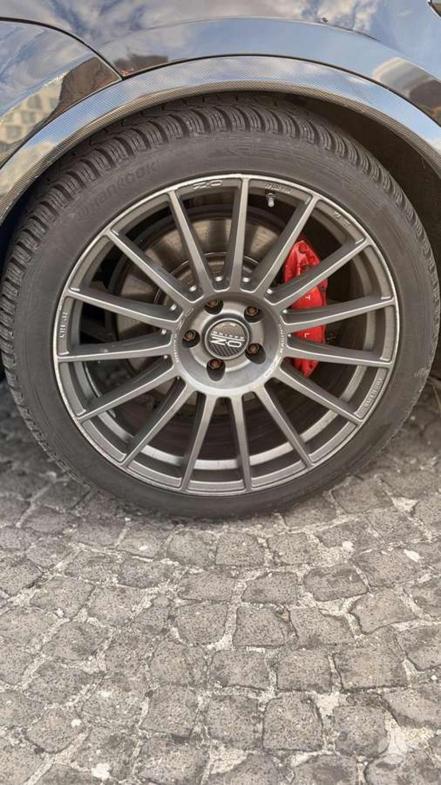 Black Tesla Model X 2017 in Kaunas, with an engine capacity of 0.00 L and mileage of 203 thousand km for 21800 €, photo 44 on AUTOMOTO.COM.LV