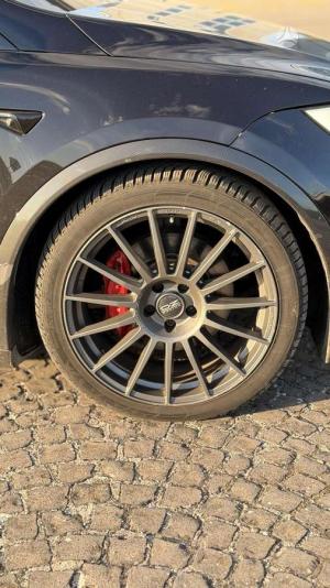 Black Tesla Model X 2017 in Kaunas, with an engine capacity of 0.00 L and mileage of 203 thousand km for 21800 €, photo 46 on AUTOMOTO.COM.LV
