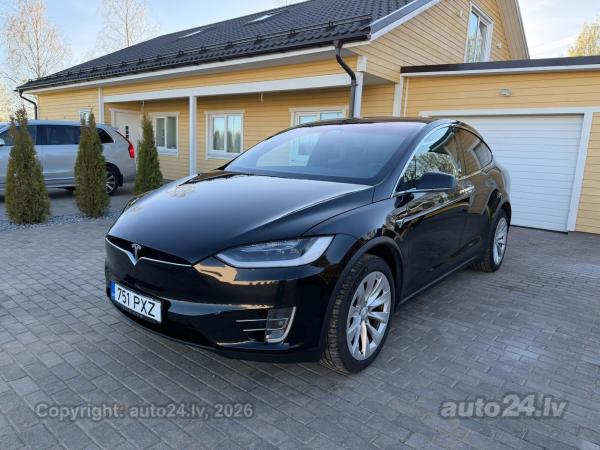 Melns Tesla Model X 2018 Tartu, ar dzinēja tilpumu 0.00 L un nobraukumu 121 tūkst. km par 29000 €, foto  vietnē AUTOMOTO.COM.LV