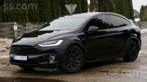 Melns Tesla Model X 2017 Rīga, ar dzinēja tilpumu 0.00 L un nobraukumu 194 tūkst. km par 23750 €, foto  vietnē AUTOMOTO.COM.LV
