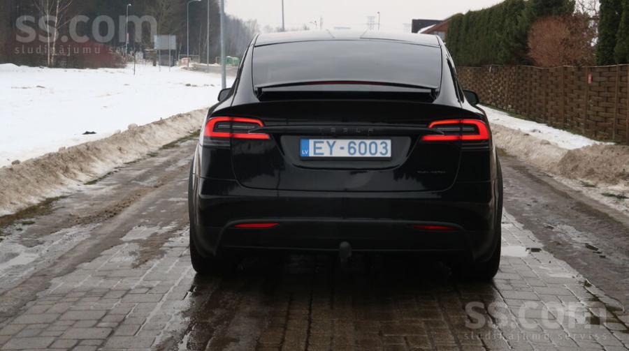 Melns Tesla Model X 2017 Rīga, ar dzinēja tilpumu 0.00 L un nobraukumu 194 tūkst. km par 23750 €, foto 6 vietnē AUTOMOTO.COM.LV