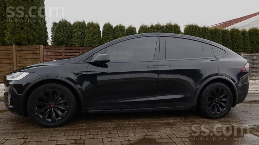 Melns Tesla Model X 2017 Rīga, ar dzinēja tilpumu 0.00 L un nobraukumu 194 tūkst. km par 23750 €, foto 8 vietnē AUTOMOTO.COM.LV