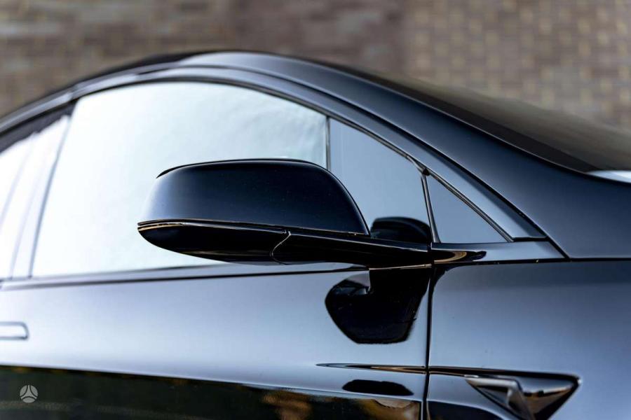 Black Tesla Model X 2022 in Klaipeda, with an engine capacity of 0.00 L and mileage of 72 thousand km for 48900 €, photo 11 on AUTOMOTO.COM.LV