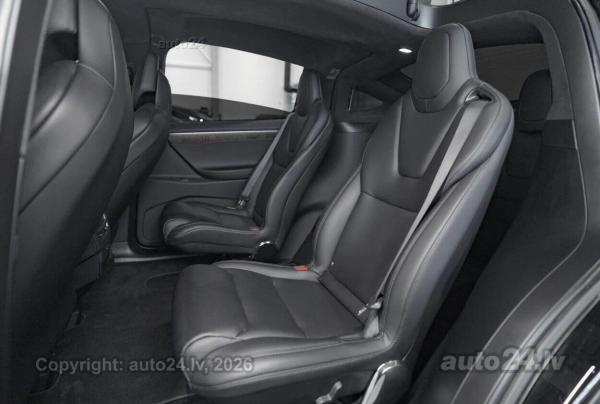 Melns Tesla Model X 2018 Tartu, ar dzinēja tilpumu 0.00 L un nobraukumu 141 tūkst. km par 28300 €, foto 11 vietnē AUTOMOTO.COM.LV