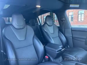 Black Tesla Model X 2018 in Tallinn, with an engine capacity of 0.00 L and mileage of 158 thousand km for 23900 €, photo 15 on AUTOMOTO.COM.LV