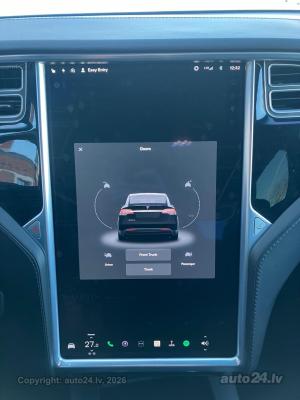 Black Tesla Model X 2018 in Tallinn, with an engine capacity of 0.00 L and mileage of 158 thousand km for 23900 €, photo 21 on AUTOMOTO.COM.LV