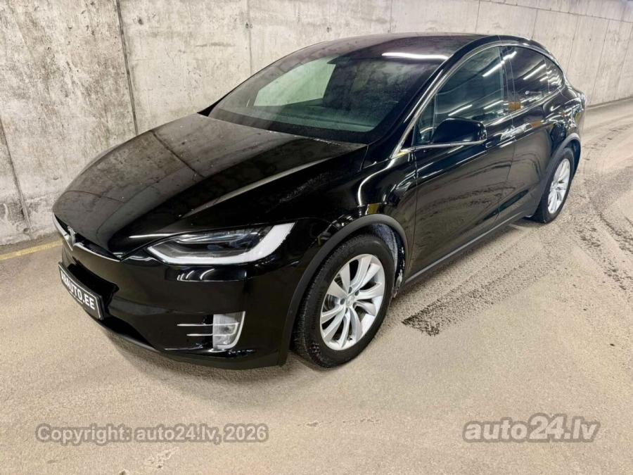 Black Tesla Model X 2018 in Tallinn, with an engine capacity of 0.00 L and mileage of 159 thousand km for 23495 €, photo 3 on AUTOMOTO.COM.LV