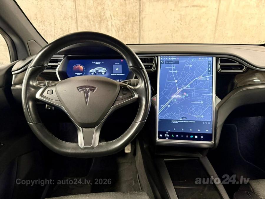 Black Tesla Model X 2018 in Tallinn, with an engine capacity of 0.00 L and mileage of 159 thousand km for 23495 €, photo 6 on AUTOMOTO.COM.LV
