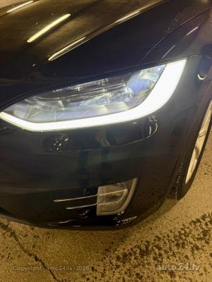 Black Tesla Model X 2018 in Tallinn, with an engine capacity of 0.00 L and mileage of 159 thousand km for 23495 €, photo 20 on AUTOMOTO.COM.LV