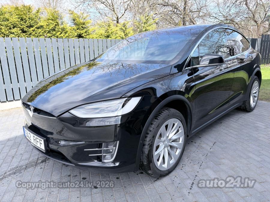 Black Tesla Model X 2018 in Tallinn, with an engine capacity of 0.00 L and mileage of 159 thousand km for 25900 €, photo 1 on AUTOMOTO.COM.LV