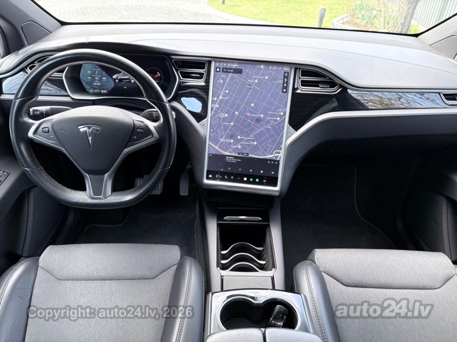 Black Tesla Model X 2018 in Tallinn, with an engine capacity of 0.00 L and mileage of 159 thousand km for 25900 €, photo 12 on AUTOMOTO.COM.LV