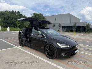 Melns Tesla Model X 2018 Tallina, ar dzinēja tilpumu 0.00 L un nobraukumu 230 tūkst. km par 31000 €, foto 4 vietnē AUTOMOTO.COM.LV
