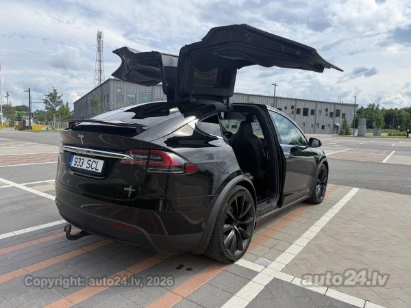 Черный Тесла Модель X 2018 в Таллин, объемом двигателя 0.00 л и пробегом 230 тыс. км за 31000 €, фото 5 на AUTOMOTO.COM.LV