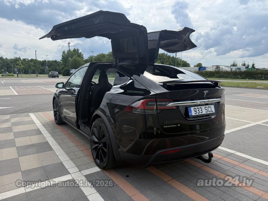 Melns Tesla Model X 2018 Tallina, ar dzinēja tilpumu 0.00 L un nobraukumu 230 tūkst. km par 31000 €, foto 8 vietnē AUTOMOTO.COM.LV