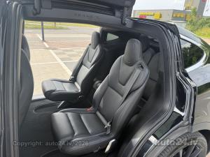 Melns Tesla Model X 2018 Tallina, ar dzinēja tilpumu 0.00 L un nobraukumu 230 tūkst. km par 31000 €, foto 10 vietnē AUTOMOTO.COM.LV
