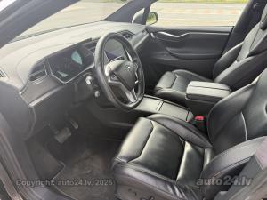 Melns Tesla Model X 2018 Tallina, ar dzinēja tilpumu 0.00 L un nobraukumu 230 tūkst. km par 31000 €, foto 14 vietnē AUTOMOTO.COM.LV