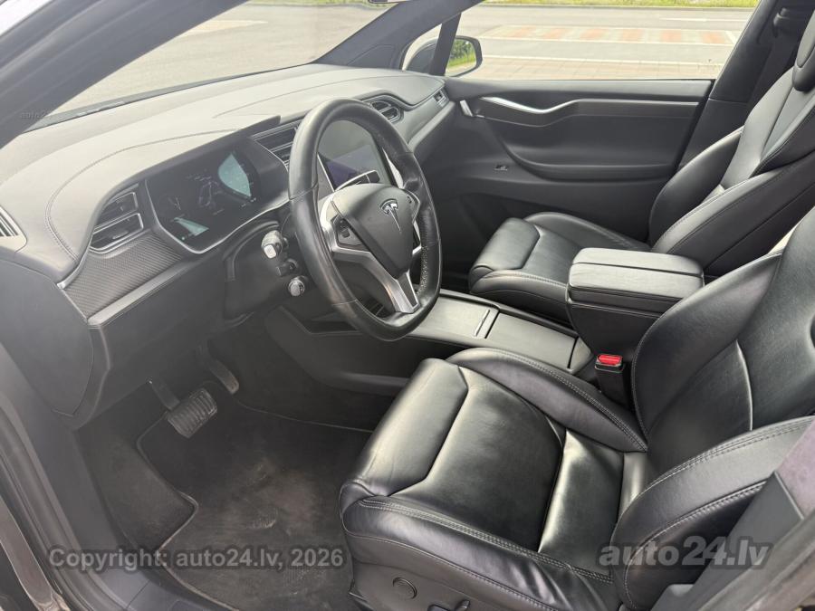 Melns Tesla Model X 2018 Tallina, ar dzinēja tilpumu 0.00 L un nobraukumu 230 tūkst. km par 31000 €, foto 14 vietnē AUTOMOTO.COM.LV