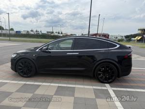 Melns Tesla Model X 2018 Tallina, ar dzinēja tilpumu 0.00 L un nobraukumu 230 tūkst. km par 31000 €, foto 19 vietnē AUTOMOTO.COM.LV