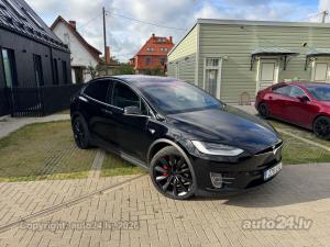Melns Tesla Model X 2020 Tallina, ar dzinēja tilpumu 0.00 L un nobraukumu 83 tūkst. km par 47900 €, foto 3 vietnē AUTOMOTO.COM.LV