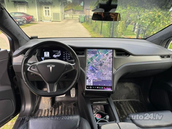 Black Tesla Model X 2020 in Tallinn, with an engine capacity of 0.00 L and mileage of 83 thousand km for 47900 €, photo 6 on AUTOMOTO.COM.LV