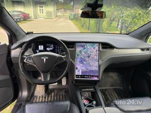 Melns Tesla Model X 2020 Tallina, ar dzinēja tilpumu 0.00 L un nobraukumu 83 tūkst. km par 47900 €, foto 6 vietnē AUTOMOTO.COM.LV