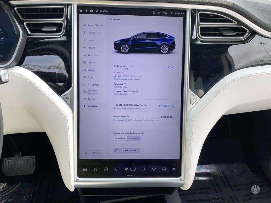 Blue Tesla Model X 2017 in Klaipeda, with an engine capacity of 0.00 L and mileage of 110 thousand km for 9800 €, photo 11 on AUTOMOTO.COM.LV