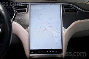 Blue Tesla Model X 2018 in Riga, with an engine capacity of 0.00 L and mileage of 136 thousand km for 30900 €, photo 25 on AUTOMOTO.COM.LV