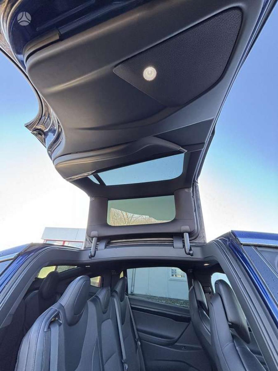Blue Tesla Model X 2018 in Panevezys, with an engine capacity of 0.00 L and mileage of 127 thousand km for 24000 €, photo 25 on AUTOMOTO.COM.LV