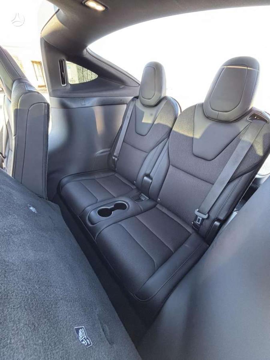 Blue Tesla Model X 2018 in Panevezys, with an engine capacity of 0.00 L and mileage of 127 thousand km for 24000 €, photo 32 on AUTOMOTO.COM.LV