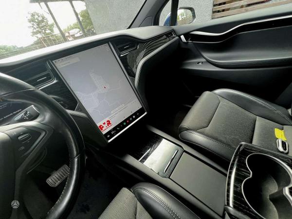 Tesla Model X 2019 Viļņa vietnē Zils Tesla Model X 2019 Viļņa, ar dzinēja tilpumu 0.00 L un nobraukumu 130 tūkst. km par 26999 €, foto 9 vietnē AUTOMOTO.COM.LV