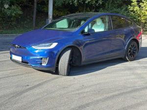 Zils Tesla Model X 2020 Viļņa, ar dzinēja tilpumu 0.00 L un nobraukumu 63 tūkst. km par 39500 €, foto  vietnē AUTOMOTO.COM.LV