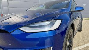 Blue Tesla Model X 2020 in Vilnius, with an engine capacity of 0.00 L and mileage of 126 thousand km for 30990 €, photo 12 on AUTOMOTO.COM.LV