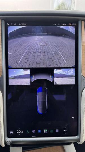 Blue Tesla Model X 2020 in Vilnius, with an engine capacity of 0.00 L and mileage of 126 thousand km for 30990 €, photo 30 on AUTOMOTO.COM.LV