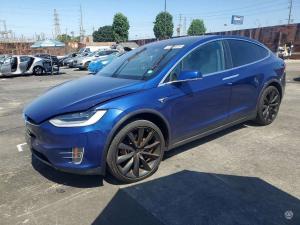 Blue Tesla Model X 2021 in Kaunas, with an engine capacity of 0.00 L and mileage of 86 thousand km for 26500 €, photo  on AUTOMOTO.COM.LV