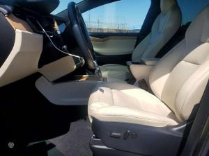 Blue Tesla Model X 2021 in Kaunas, with an engine capacity of 0.00 L and mileage of 86 thousand km for 26500 €, photo 11 on AUTOMOTO.COM.LV