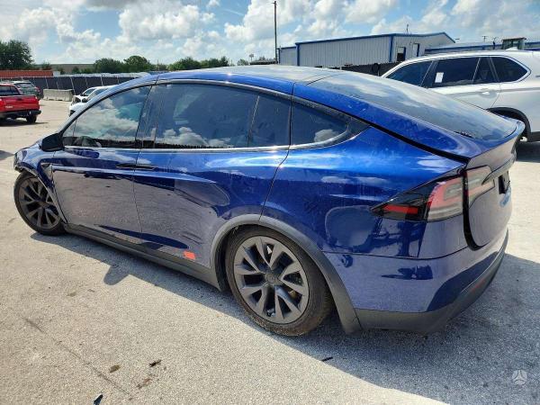 Blue Tesla Model X 2024 in Klaipeda, with an engine capacity of 0.00 L and mileage of 50 thousand km for 26500 €, photo 7 on AUTOMOTO.COM.LV