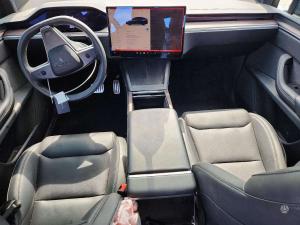 Blue Tesla Model X 2024 in Klaipeda, with an engine capacity of 0.00 L and mileage of 50 thousand km for 26500 €, photo 9 on AUTOMOTO.COM.LV