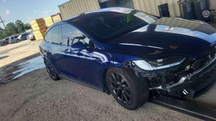 Blue Tesla Model X 2024 in Klaipeda, with an engine capacity of 0.00 L and mileage of 50 thousand km for 26500 €, photo 27 on AUTOMOTO.COM.LV
