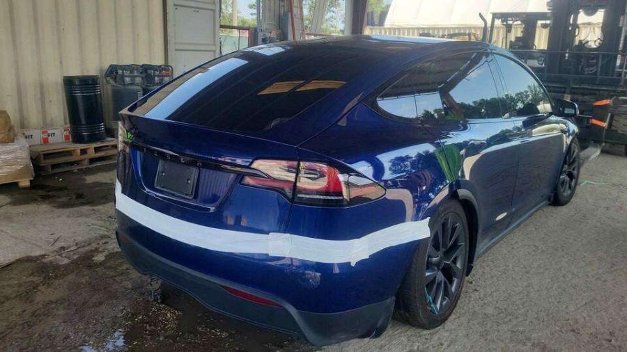 Blue Tesla Model X 2024 in Klaipeda, with an engine capacity of 0.00 L and mileage of 50 thousand km for 26500 €, photo 29 on AUTOMOTO.COM.LV