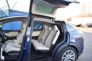 Zils Tesla Model X 2017 Rīga, ar dzinēja tilpumu 0.00 L un nobraukumu 68 tūkst. km par 38900 €, foto 13 vietnē AUTOMOTO.COM.LV