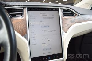 Blue Tesla Model X 2017 in Riga, with an engine capacity of 0.00 L and mileage of 68 thousand km for 34900 €, photo 7 on AUTOMOTO.COM.LV